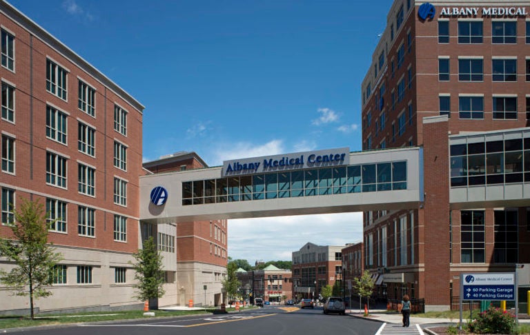 'Like family’ to patients when loved ones can’t be there - Medline