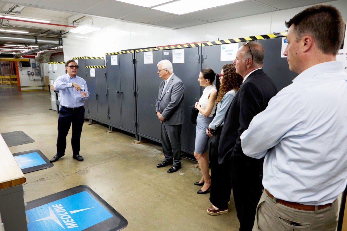 Milestone moment in suburban Chicago as Medline facility turns 50 ...